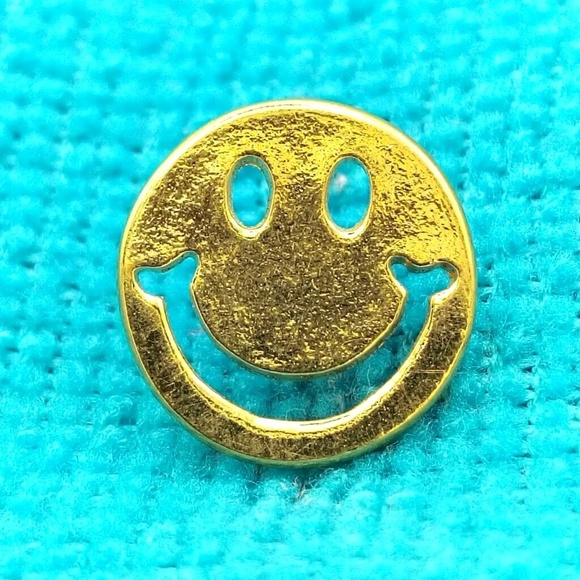 Jewelry | Happy Smile Face Gold Tone Vintage Lapel Pin Hippy Aesthetic ...